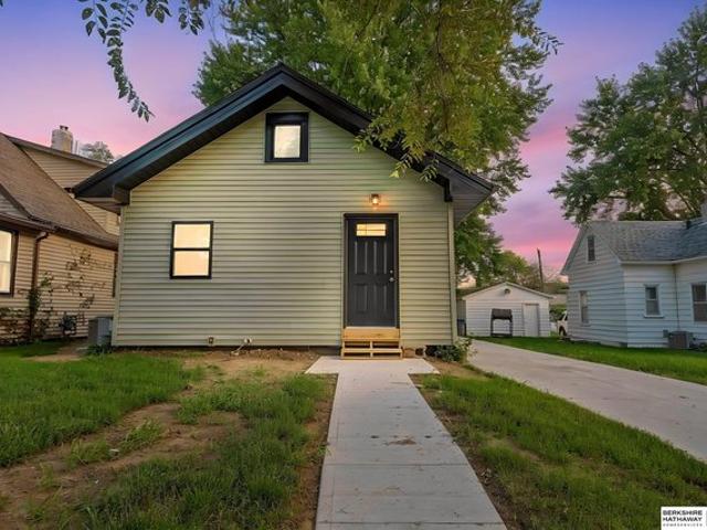 4511 Camden St, Omaha, NE 68104