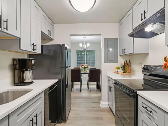 4511 Colony Ct