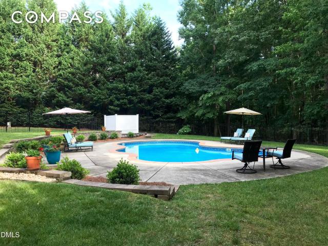 4511 Greenbreeze Ln, Fuquay Varina, NC