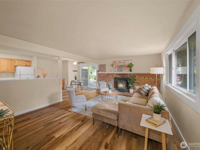 4511 Lexington Place NE # 4A