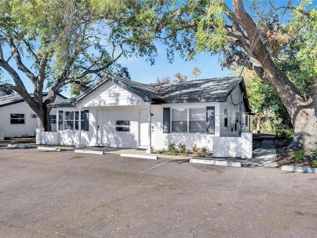 4511 W McElroy Ave, Tampa, FL 33611