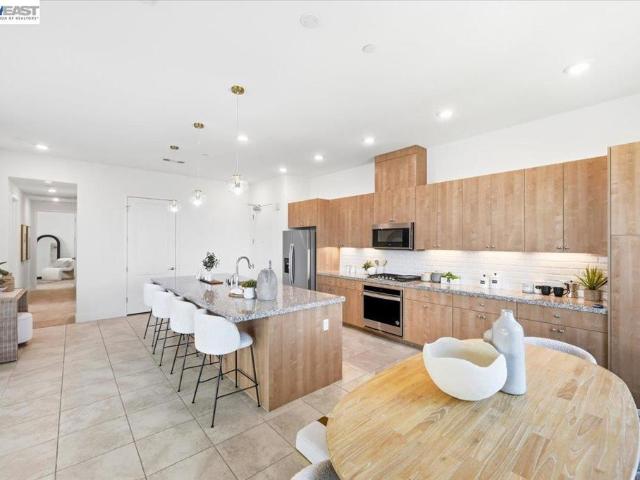 45128 Warm Springs Blvd 455