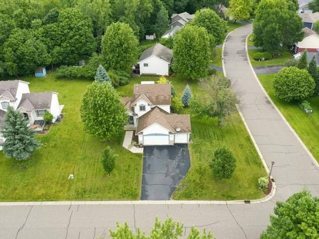 4512 McAllister Ave NE, Saint Michael, MN 55376
