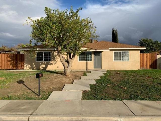4512 Monitor St, Bakersfield, CA 93307