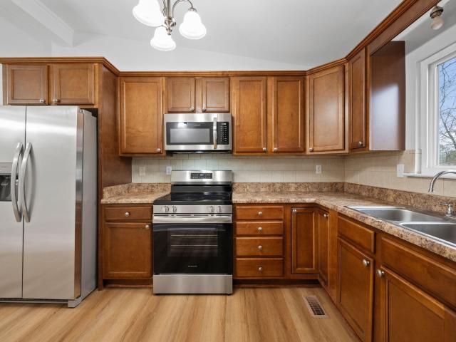 4512 Dumac Road