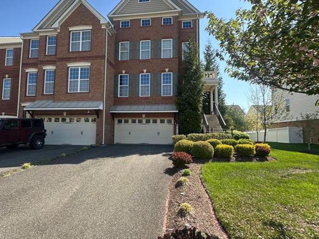4512 Grazing Way