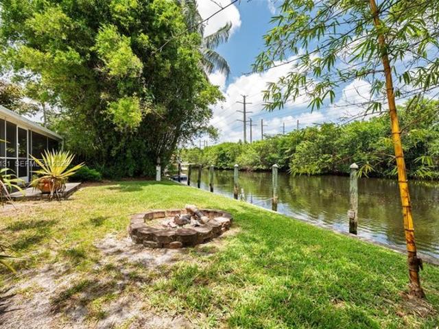 4512 SW 37th Ave, Dania Beach, FL 33312