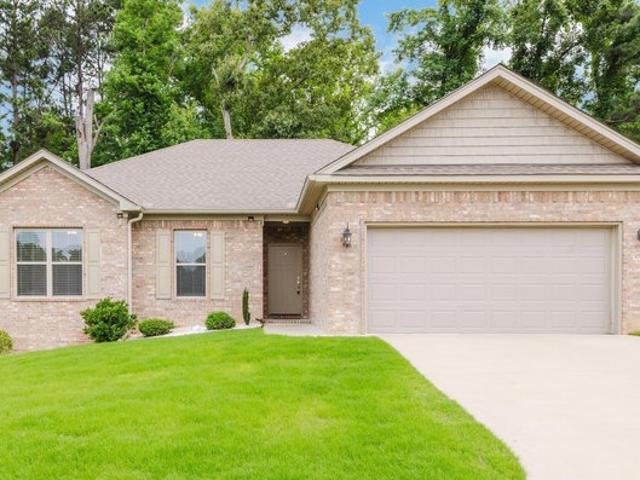 4512 Western Woods Dr, Benton, AR 72015
