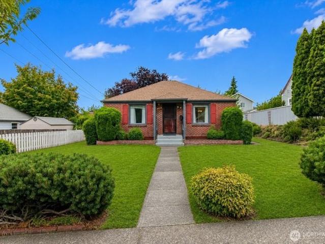 4513 N 25th St, Tacoma, WA 98406