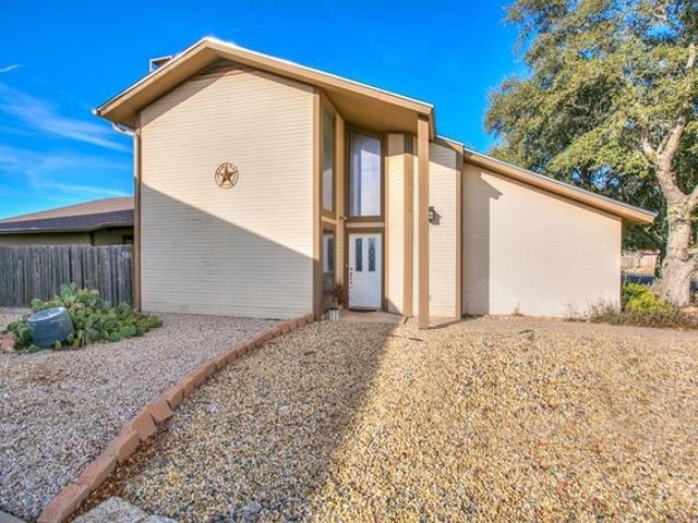 4513 Bermuda Dr, San Angelo, TX 76904