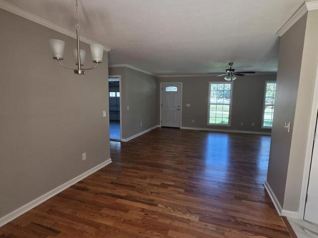 4513 Brookshire Dr