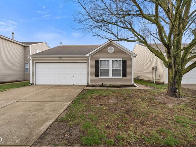 4513 Connaught East Dr, Plainfield, IN 46168