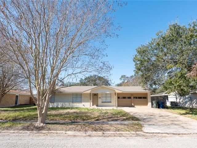 4513 Driftwood Pl, Corpus Christi, TX 78411