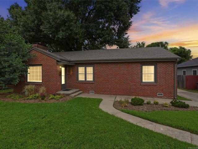 4513 E 8th St, Tulsa, OK 74112