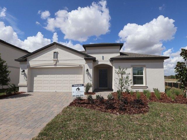 4513 Lake Fox Dr, Lakeland, FL 33810