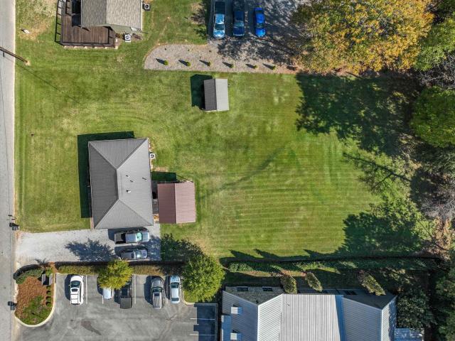 4513 Pine Tree Circle