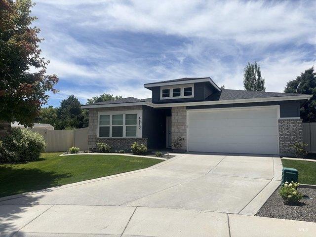 4513 S Dazzle Ave, Meridian, ID 83642
