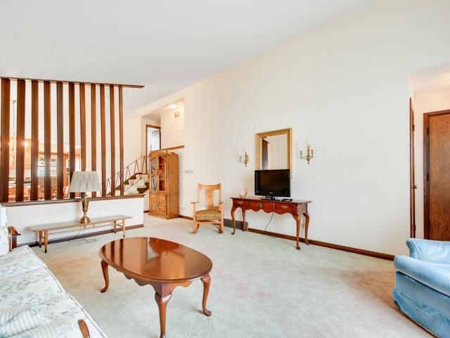 4513 W 102nd Street