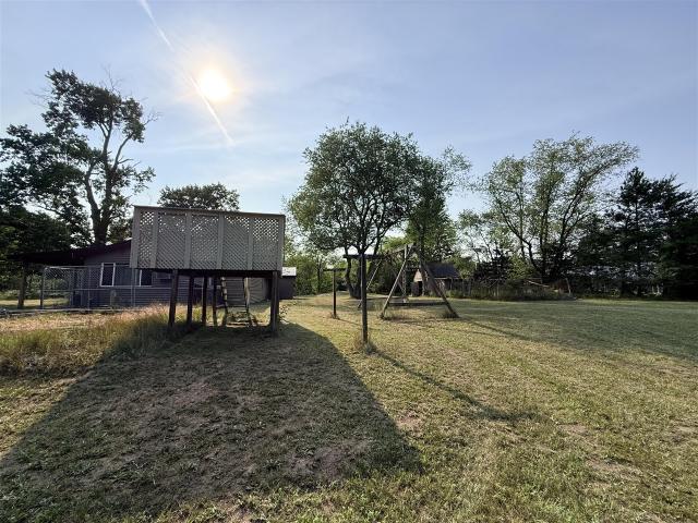 4513 W Mena Creek