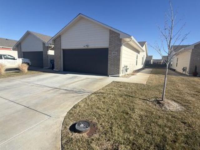4513 4 N Sandplum St, Wichita, KS 67205