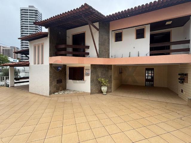 451 Área Útil Casa Alugar, 7 Dormitórios localizado em Alameda das Framboesas, 366 Próximo a Drogasil Caminho das Árvores, Salvador, Bahia, 41820450 | Brasil