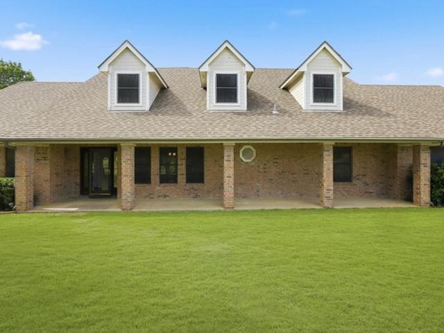 451 Blue Mound Rd E, Haslet, TX 76052