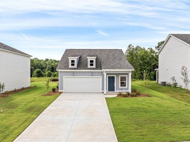 451 Gray St, Opelika, AL 36801