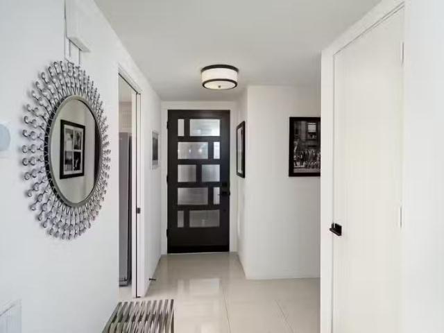 451 Desert Lakes Dr Condos in Palm Springs, CA