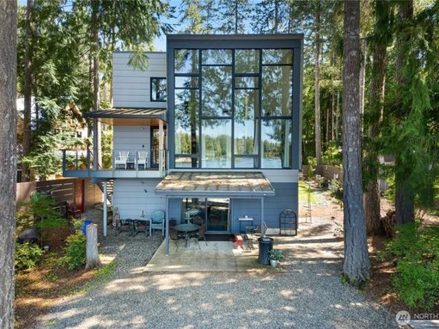 451 E Ballantrae Dr, Shelton, WA 98584
