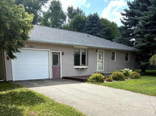451 Elizabeth Ave, Lake Wilson, MN 56151