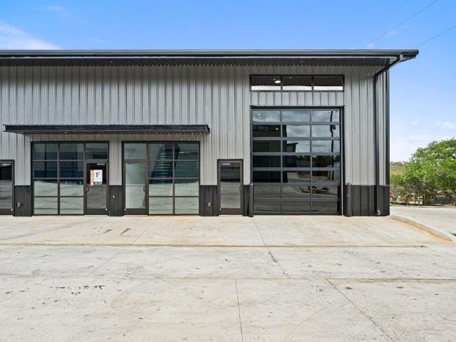 451 Farrell Rd # 101