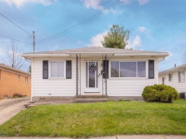451 Fulmer Ave, Akron, OH 44312