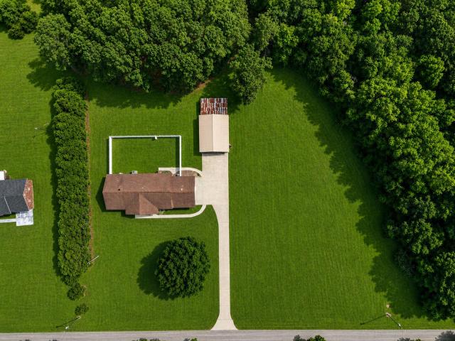 451 Kelton Road