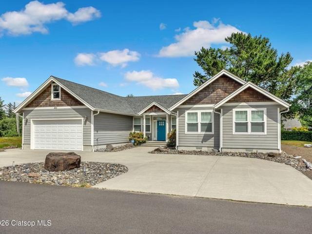 451 Kershul Cir, Gearhart, OR 97138