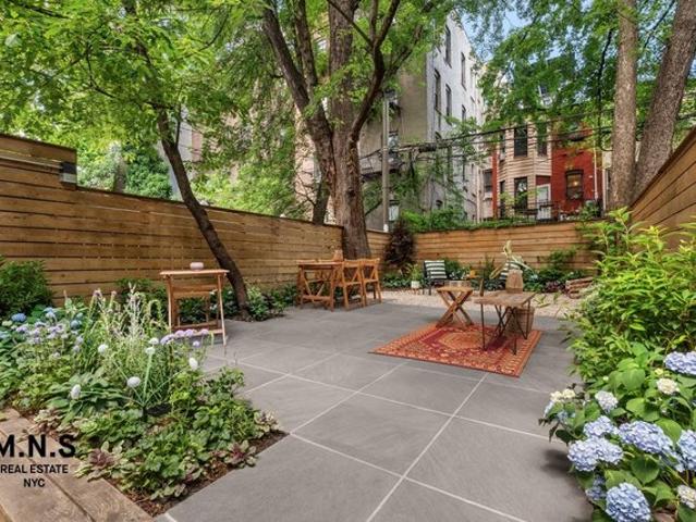 451 Hancock St, Brooklyn, NY 11233