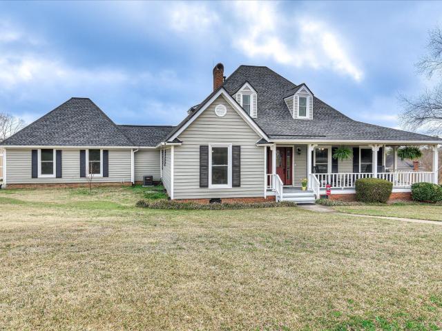 451 Highlands Court
