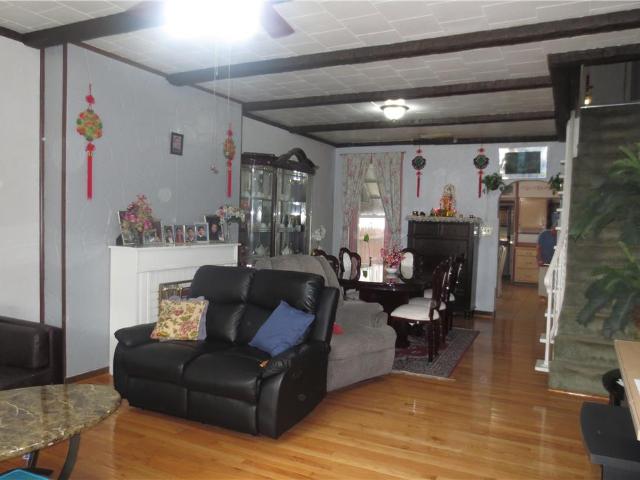 451 N 4th Street