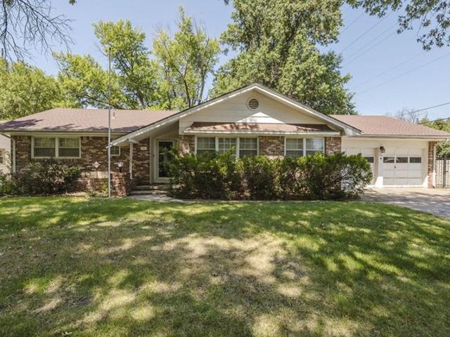 451 N Armour St, Wichita, KS 67206
