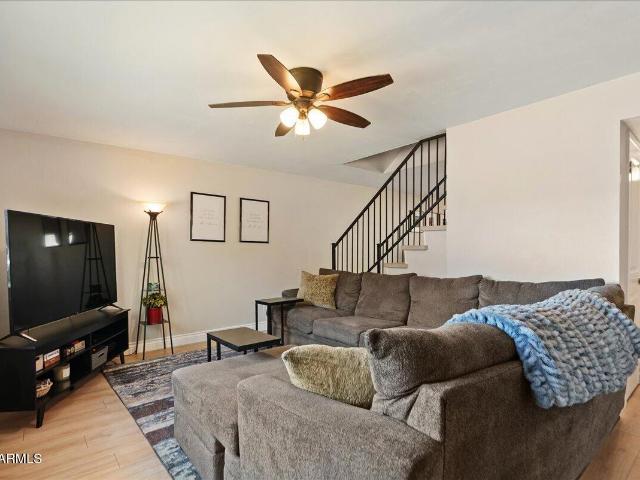 451 n lesueur