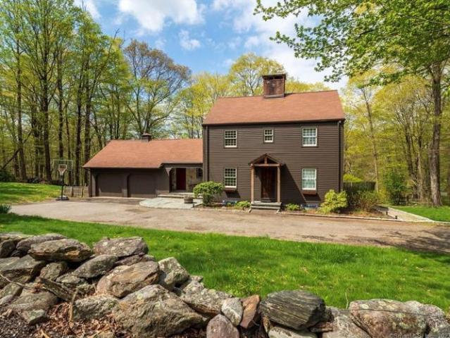 451 Newtown Turnpike, Redding, CT 06896