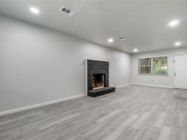 451 Southport Dr, Dallas, TX 75232 | MLS #20953 | Compass
