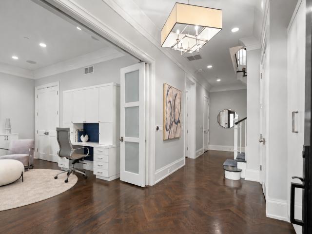451 W Deming Place