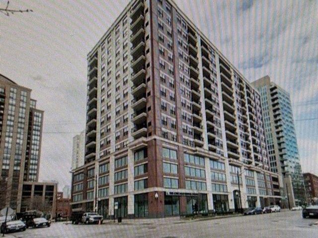 451 W Huron St Unit P32, Chicago, IL 60654
