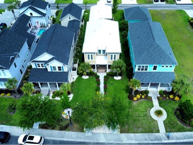 451 W Palm Dr