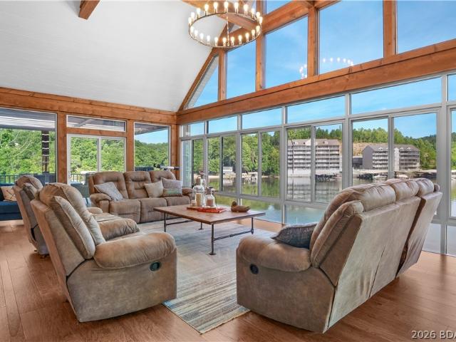 451 Wedgewood Drive