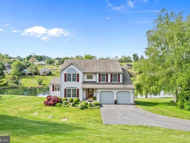 451 Wynonah Dr, Auburn, PA 17922