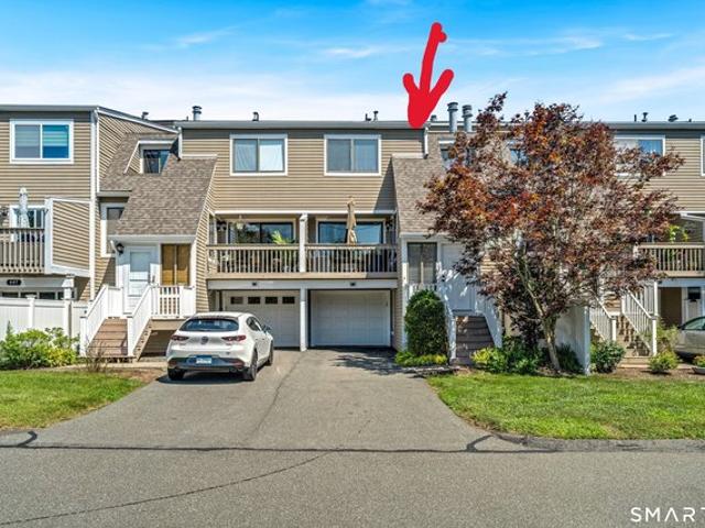 451 Thoreau St Unit 451, Branford, CT 06405