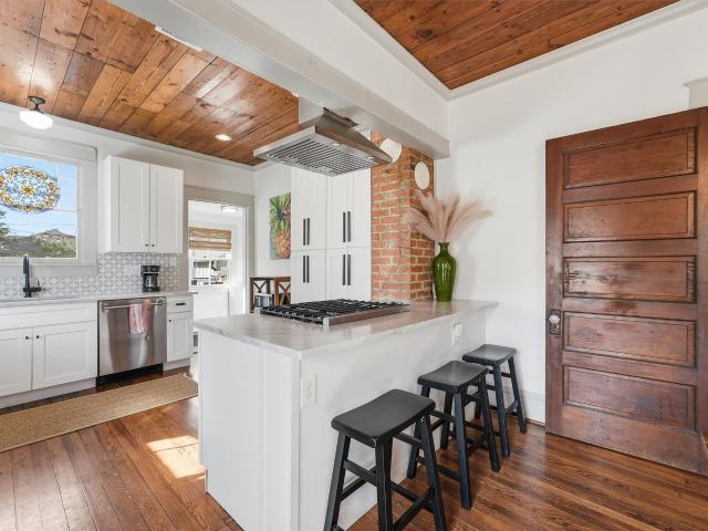 4524 Avenue O 1/2