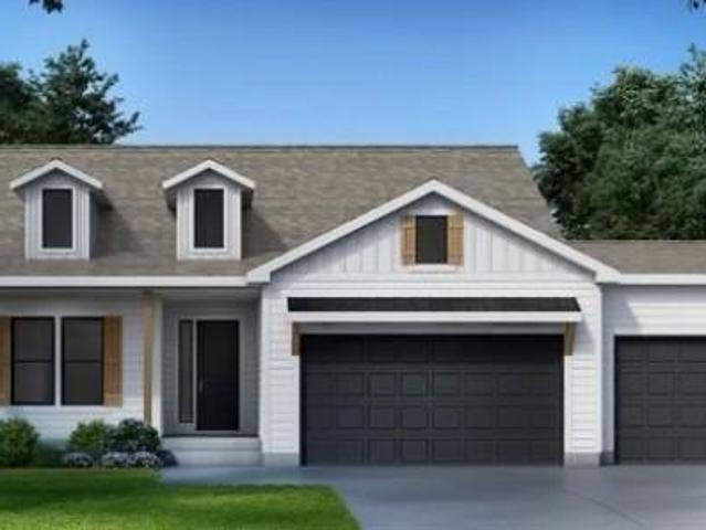 4524 SW Berkshire Dr, Lee's Summit, MO 64083