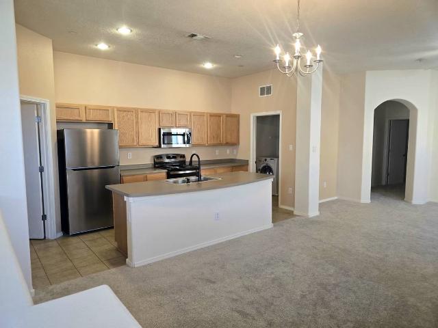 4524 Santa Elena C